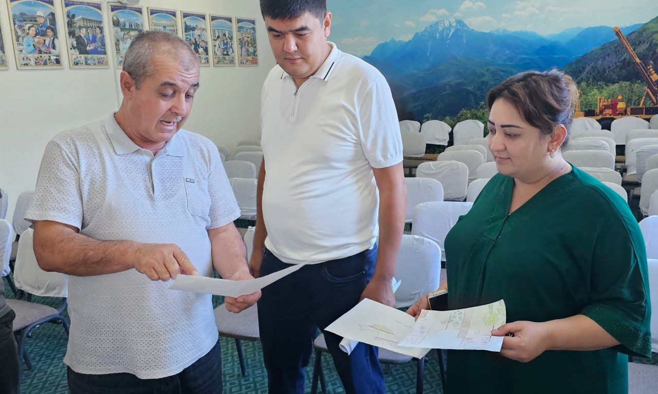 “Ona diyor ranglar jilosida” nomli rasmlar ko’rik tanlovi bo’lib o’tdi.